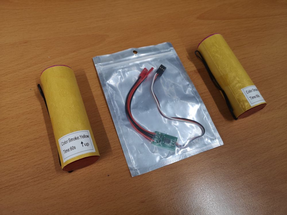 Modellflugzeug Rauch Patrone mit Zünder neu ab 1Fr!!! (Neuf avec ...