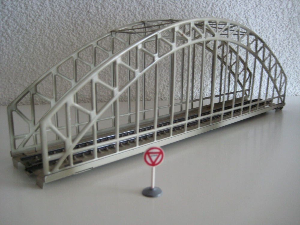 Marklin 7163 pont HO métalique (Gebraucht) in Neuchâtel für CHF 30 ...