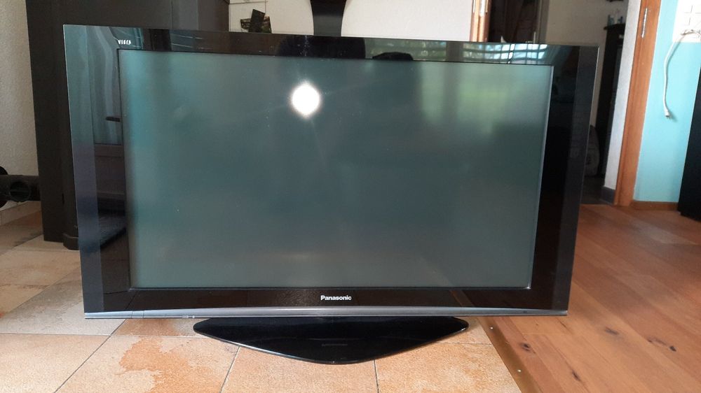Panasonic Plasma Fernseher TH-42PZ70E | Kaufen auf Ricardo