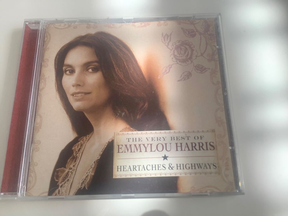 Emmylou Harris / Heartaches & Highways / The very best of (Gebraucht ...
