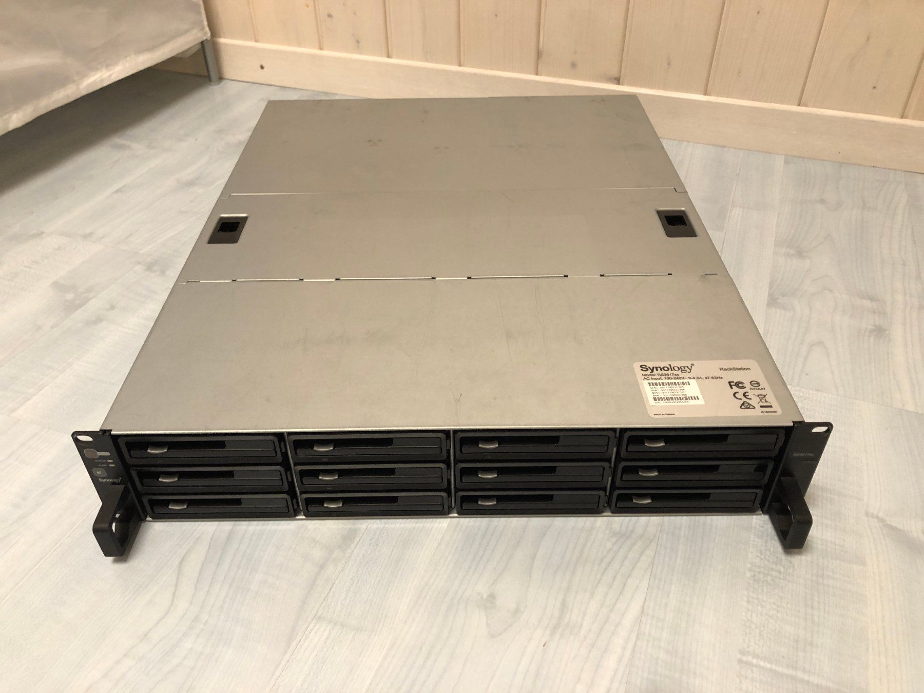 Synology RS3617xs NAS (Gebraucht) in Niederhasli für CHF 809 – mit ...