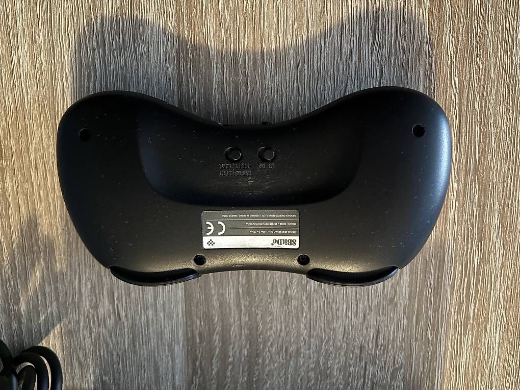 Manette filaire 8BitDo - M30 (Xbox & PC) (D'occasion) à Prilly pour CHF ...