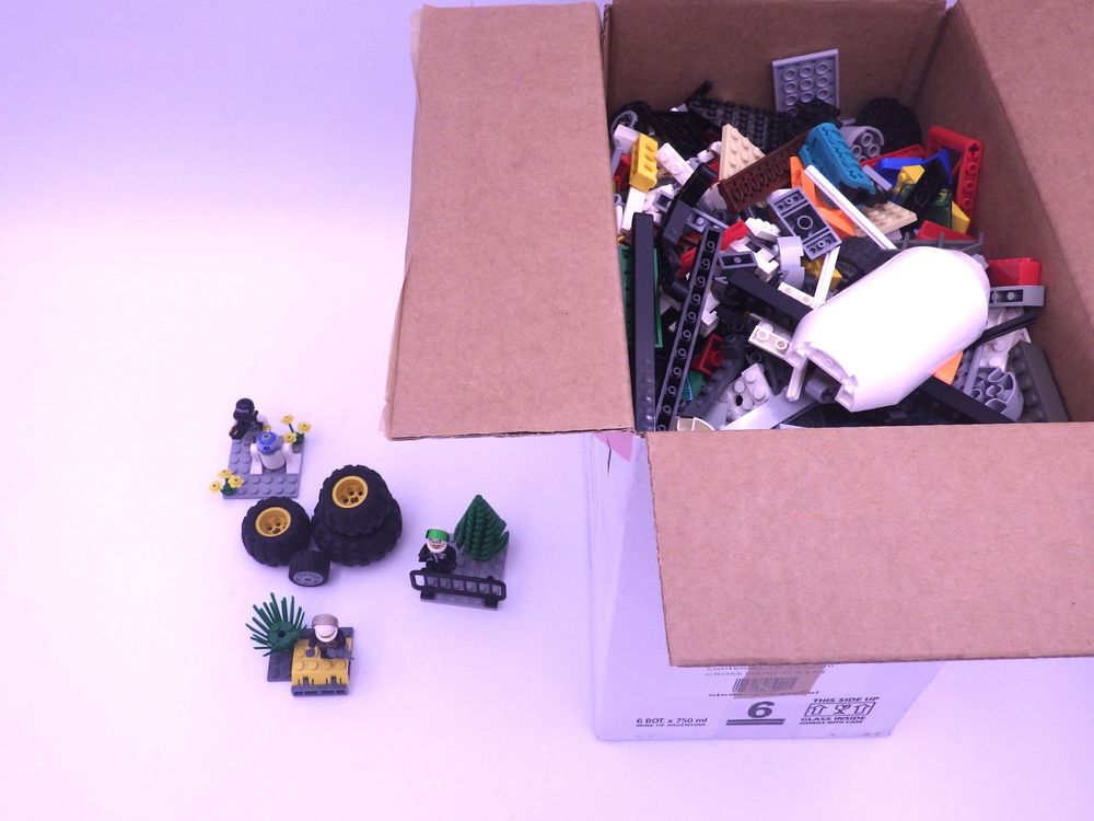 LEGO Bauteile Mix-Karton, 3,4 kg (Gebraucht) in Winterthur für CHF 25 ...