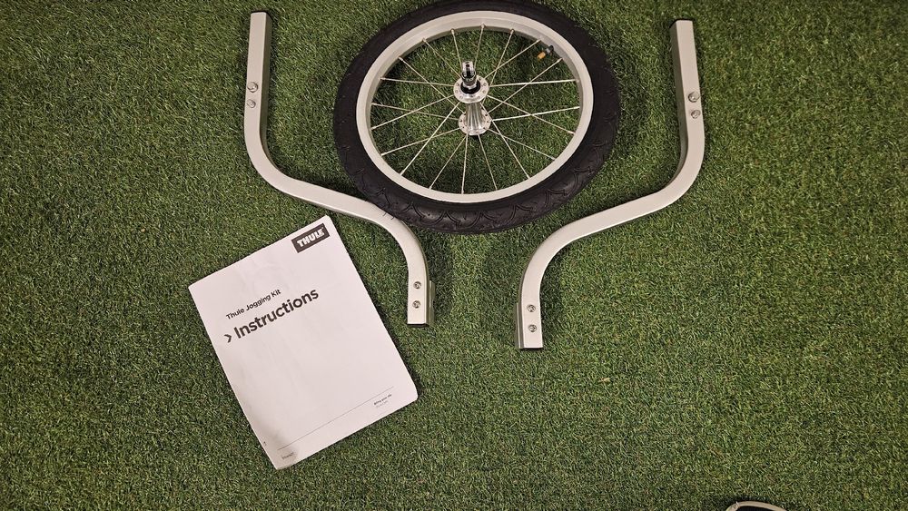 Thule Chariot Jogging Kit 2, neuwertig für sportliche Eltern | Kaufen ...