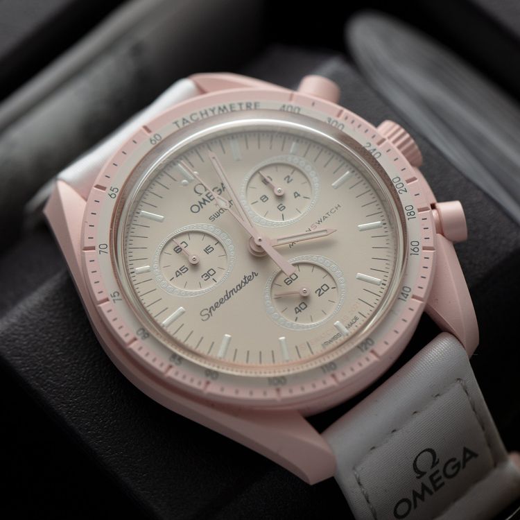 NEW Swatch x Omega Moonswatch Mission to Venus (Neu und originalverpackt) in Zürich für CHF 150 ...