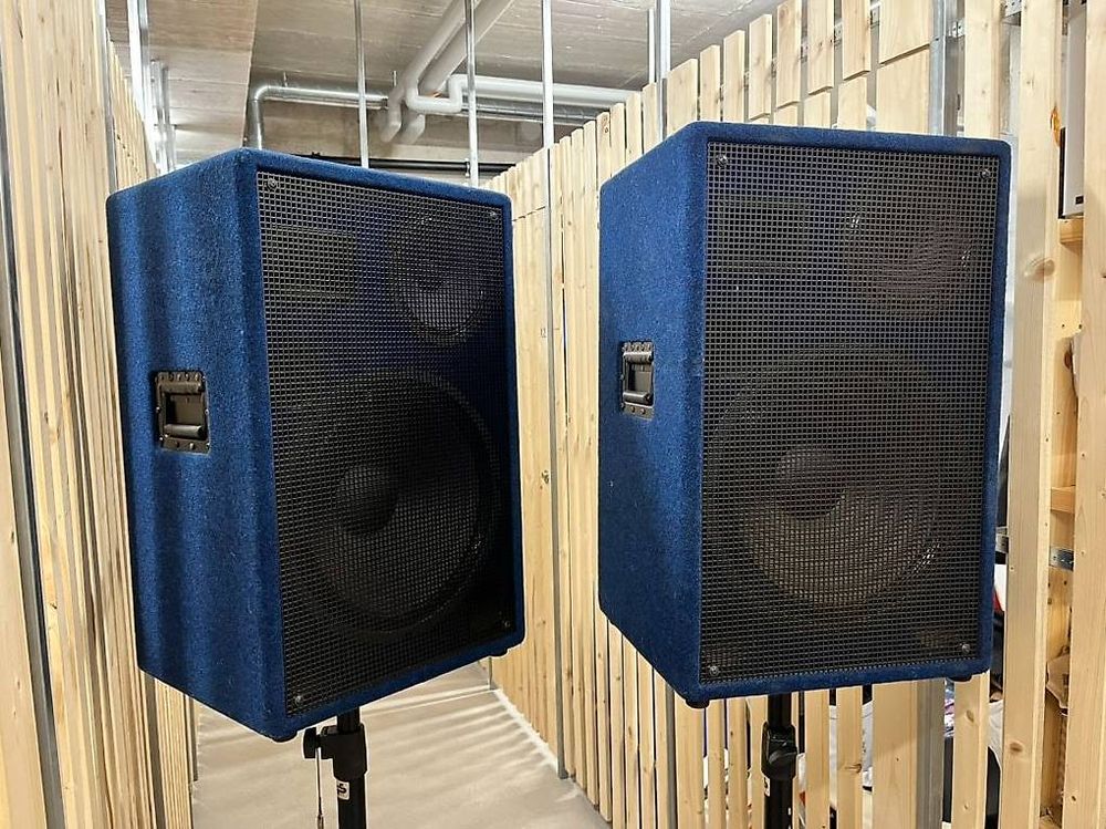 Active PA Box Pair - 250W (Gebraucht) in Uster für CHF 170 – nur ...