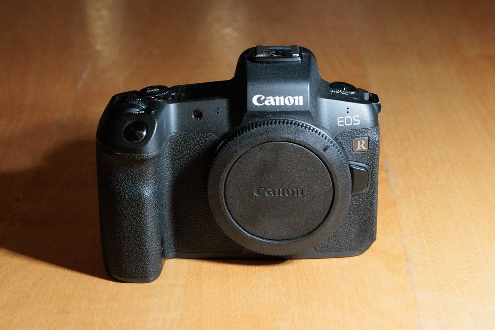 Eos R Body mit Zubehör (Gebraucht) in für CHF 790 – mit Lieferung auf ...