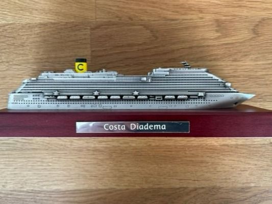 Schiffs Modell Costa Diadema aus Chromstahl !!! | Kaufen auf Ricardo