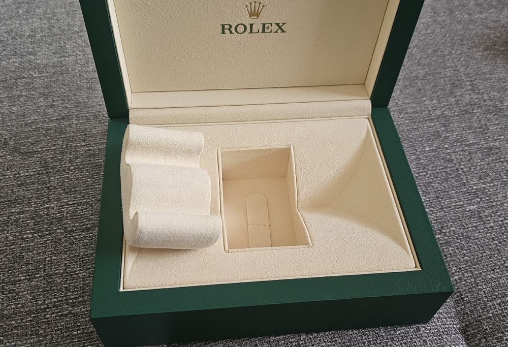 Boîte Rolex verte (Defekt) in Genève für CHF 66 – mit Lieferung auf ...