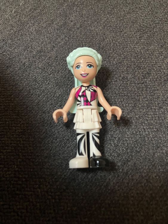 Lego figurine Friends Stella Minifigur (Gebraucht) in Fully für CHF 1.2 ...