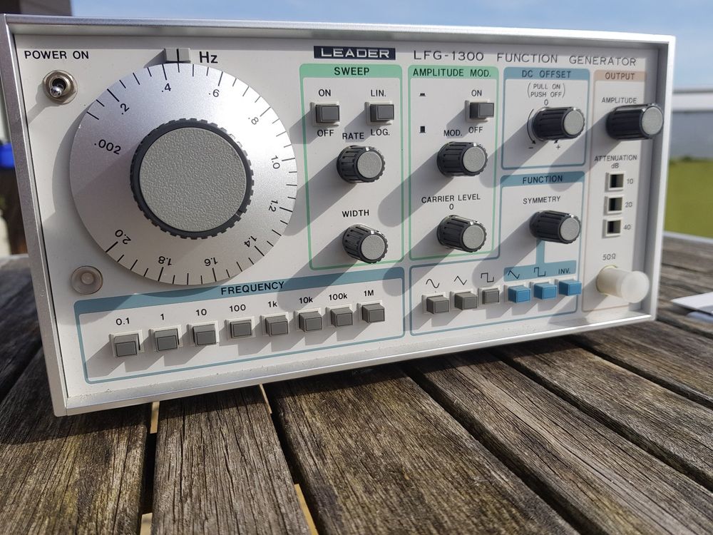 Signalgenerator, Function Generator Leader LFG-1300 (Gebraucht) in Jona ...