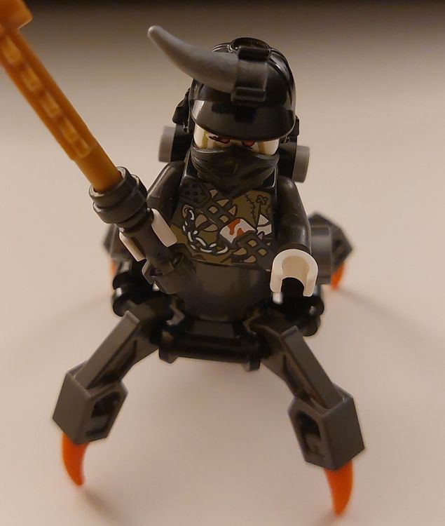 Lego Ninjago Figur - Cole mit Spinnenbeinen und Zubehör (Gebraucht) in ...
