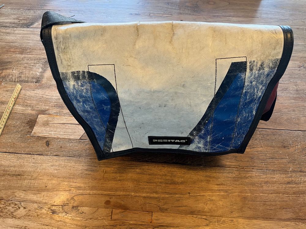 Freitag Tasche (Gebraucht) in Zumikon für CHF 25 – mit Lieferung auf ...