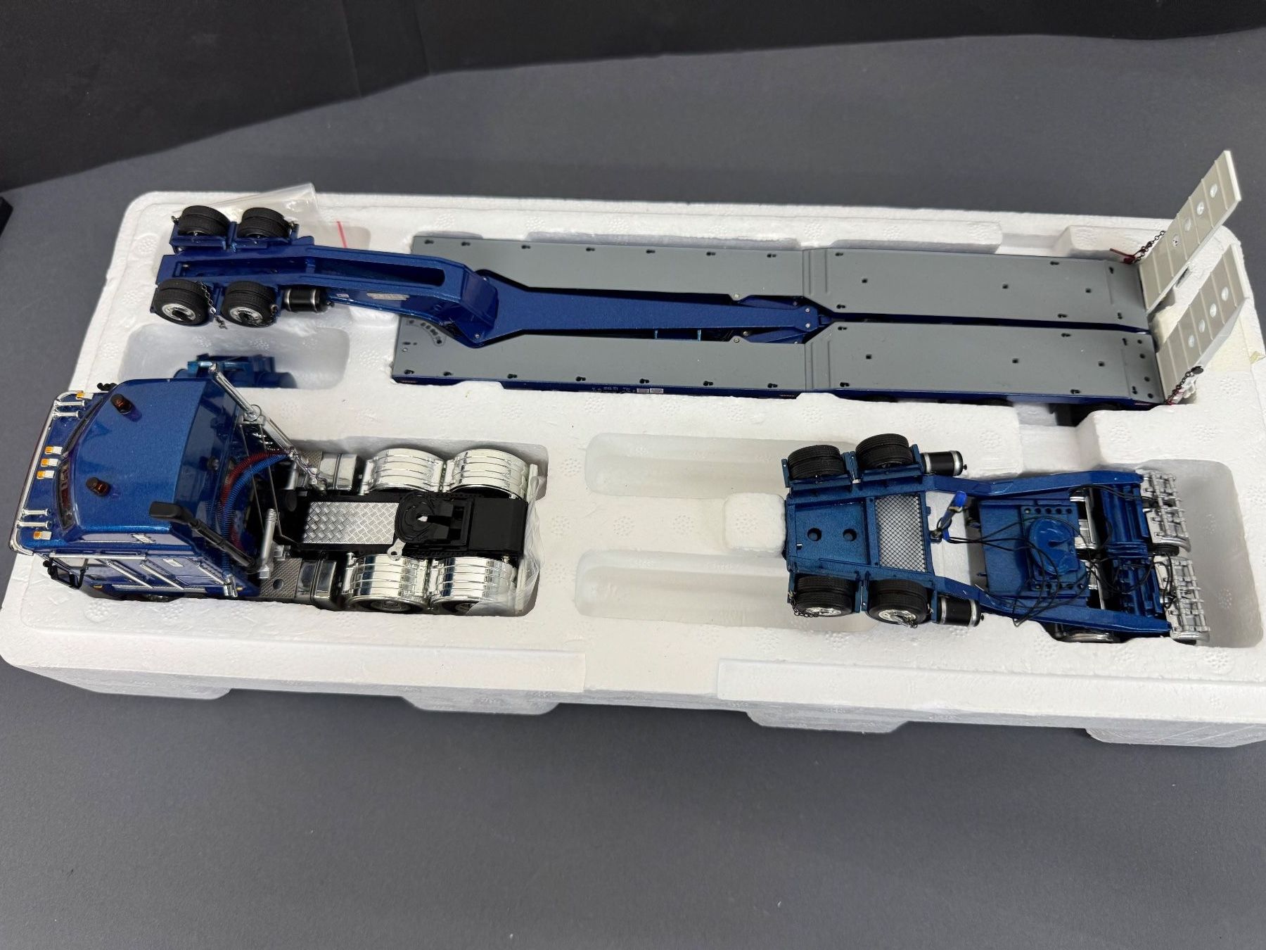 Kenworth K200 2x8 Dolly 3x8 Swingwing Drake 1:50 Australien (Neu ...