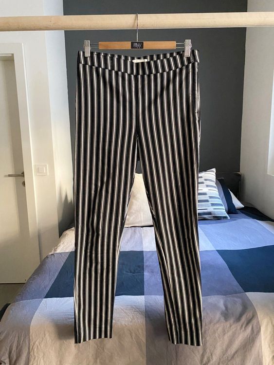 Schwarz Weisse Gestreifte Hose