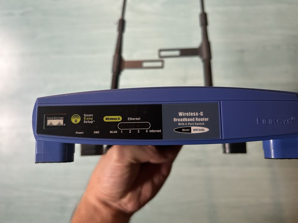 Routeur Linksys WRT54GL Wireless-G avec switch 4 ports (D'occasion) à ...