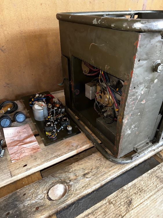 Notstrom Generator Arme MAG 1200W 12/24V ab 1.-! (Defekt) in Kölliken ...