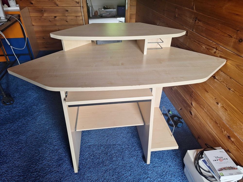 Computer Tisch (Gebraucht) in Ebnat-Kappel für CHF 25 – nur Abholung ...