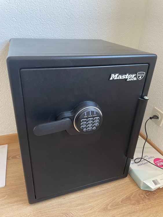 Master Lock LFW205FYC Tresor/Safe (56.5 Liter) | Kaufen auf Ricardo