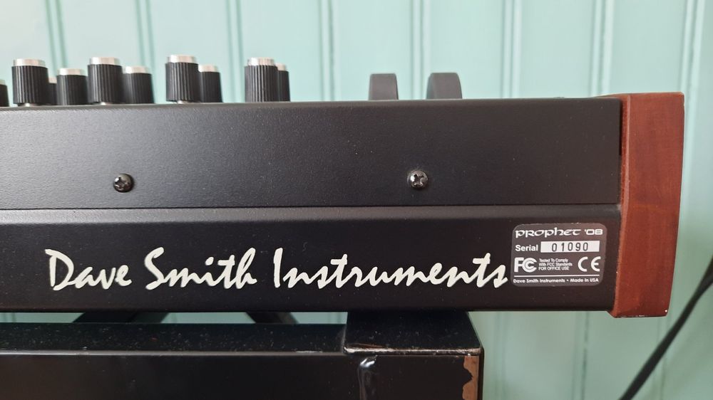 Dave Smith PROPHET '08 PE 8-Voice Analog Synthesizer | Kaufen auf Ricardo