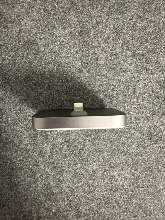 Apple Lightning Docking Station (Gebraucht) in Knonau für CHF 3 – mit Lieferung auf Ricardo kaufen