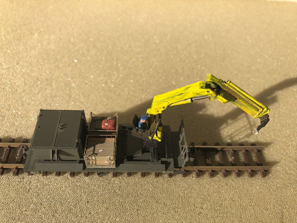 BEMO 2262 Xk 9040 RhB Behälterwagen mit Kran HOm (Gebraucht) in Echandens für CHF 150 – mit ...