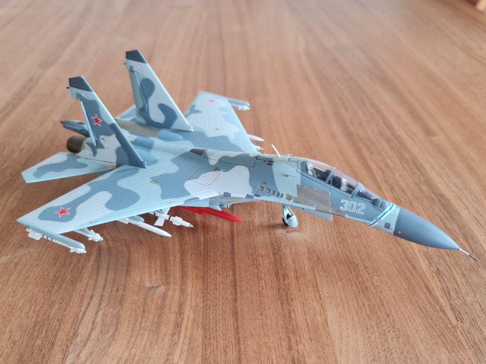 Flugzeug Standmodell Suchoi SU-30KN 1/72 | Kaufen auf Ricardo
