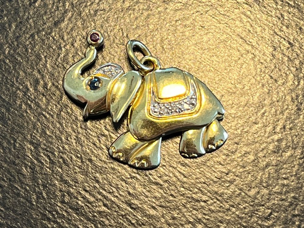 Kettenanhänger Elefant 750 Gold mit Diamanten (Gebraucht) in Ossingen ...