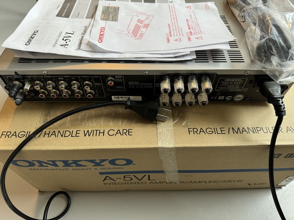 Onkyo A-5VL silber Verstärker Amplifire Poweramp Stereo (Gebraucht) in Zürich für CHF 250 – mit ...