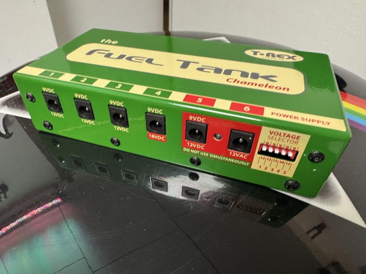 Fuel Tank Chameleon von T Rex - Strom für Pedalboard (Gebraucht) in ...