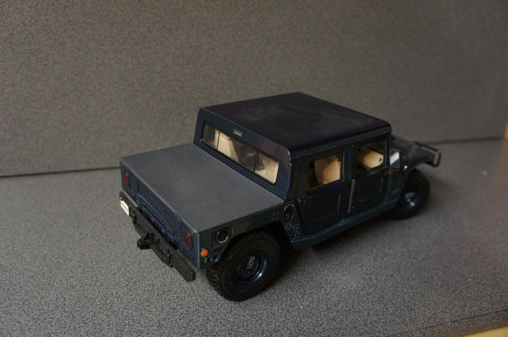 Hummer H1 Civil 1:24 (Gebraucht) in Bevaix für CHF 20 – mit Lieferung ...