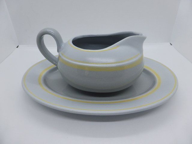 Daniel Hechter Saline France saucière et ravier. (Gebraucht) in ...