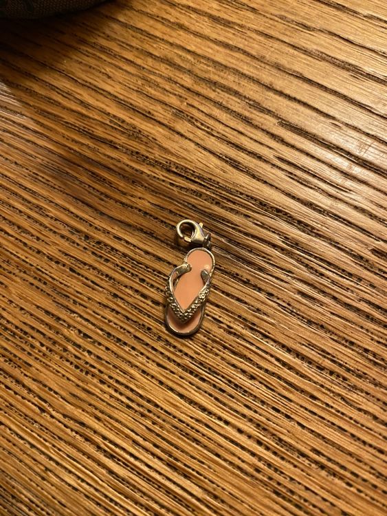 Thomas Sabo Charm Flip Flop (Gebraucht) in Muri AG für CHF 11.9 – mit Lieferung auf Ricardo kaufen