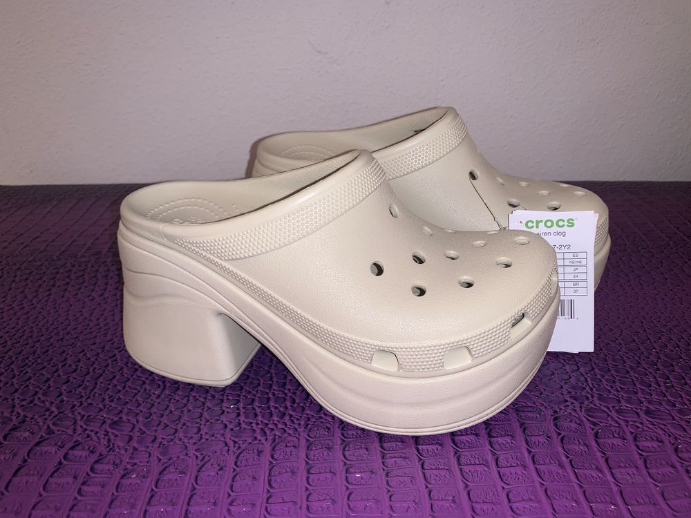 Crocs Siren Heeled Clog • Plateauschuhe • US 8 / EU 39 weiss | Kaufen ...