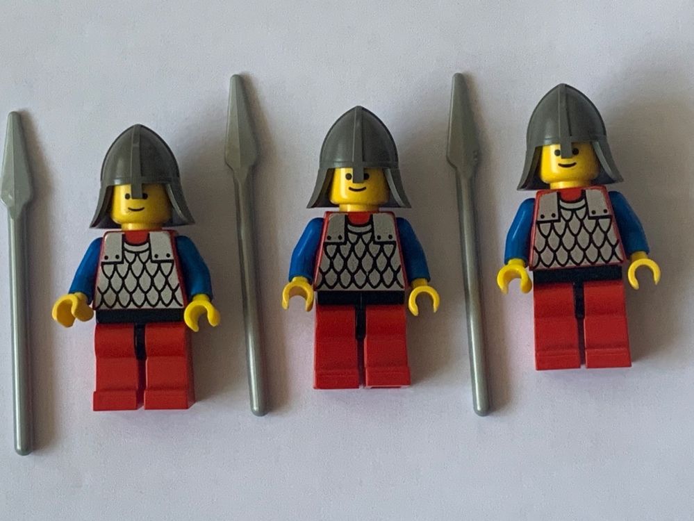 Lego Castle Figurenlot von 3 Stück (Gebraucht) in Paspels für CHF 17.5 ...