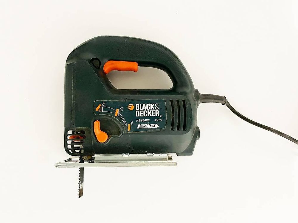 Stichsäge Black & Decker mit Sägeblätter | Kaufen auf Ricardo