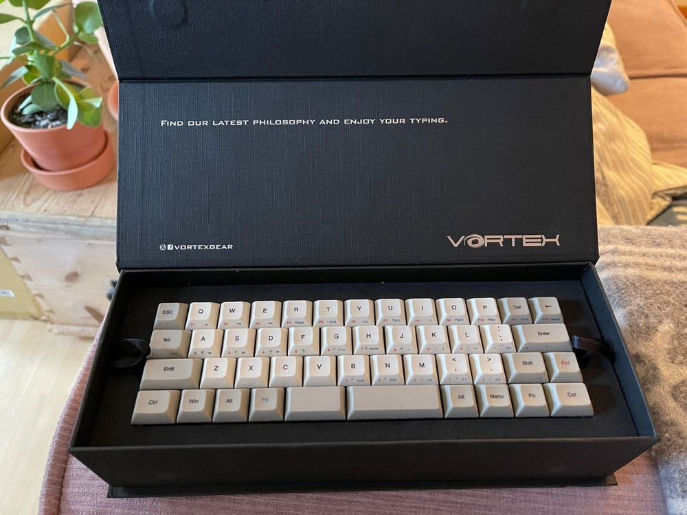 Vortex Core / Silver MX 40% keyboard (Gebraucht) in Wollerau für CHF 50 ...