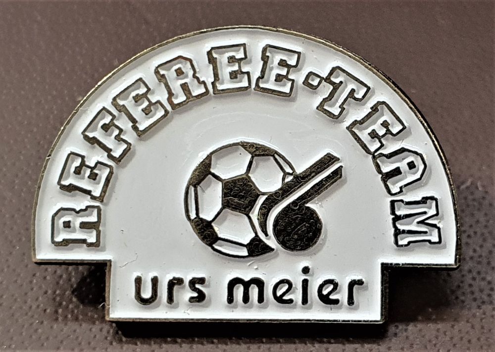 R298 - Pin Fussball Referee Team Urs Meier / Schiedsrichter | Kaufen ...