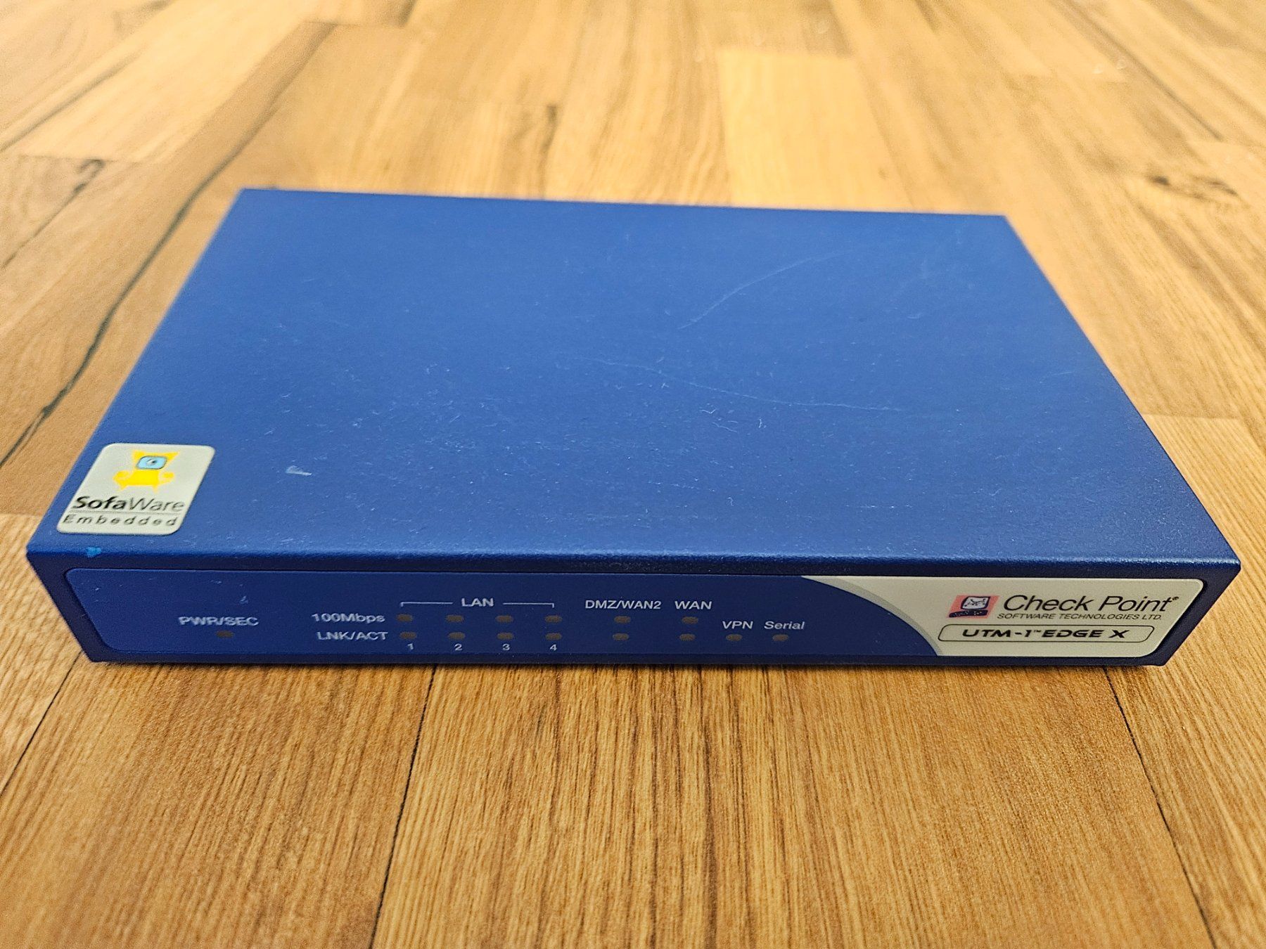 Check Point UTM-1 Edge X Internet Security (Gebraucht) in Hinwil für ...