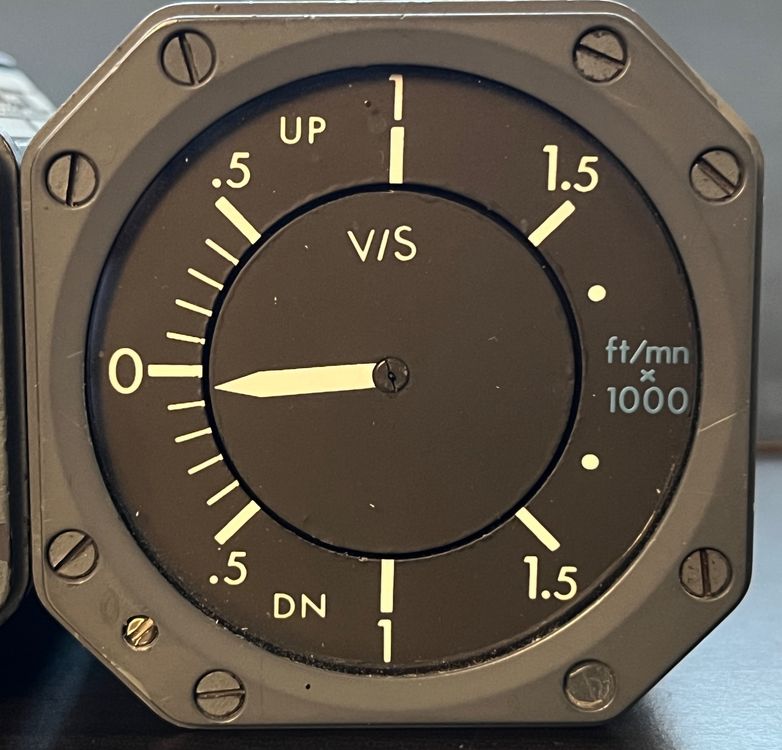 3 Flugzeug Instrumente Airbus A310 Thommen Swissair (Gebraucht) in ...