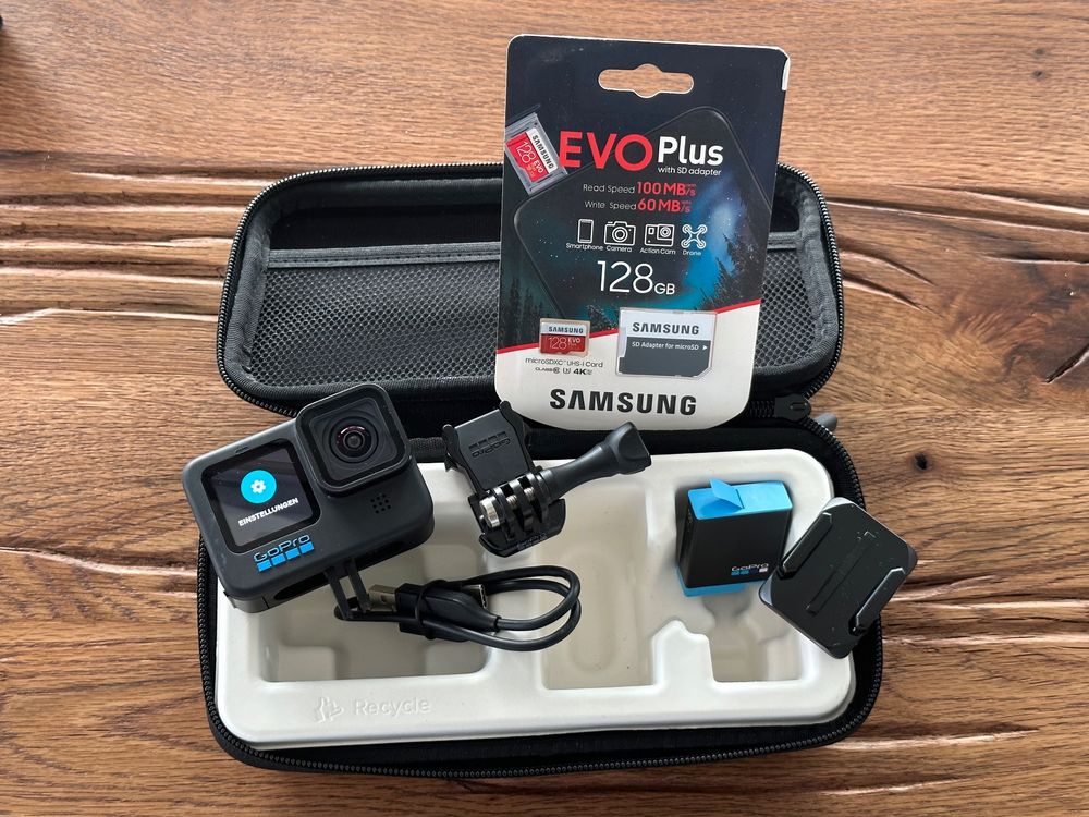 GoPro Hero 10 Black 128 GB SD Karte und Zubehör | Kaufen auf Ricardo