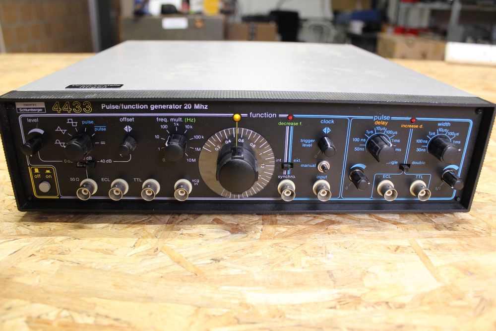 Enertec Schlumberger 4433 Funktionsgenerator (Gebraucht) in Schüpfen ...