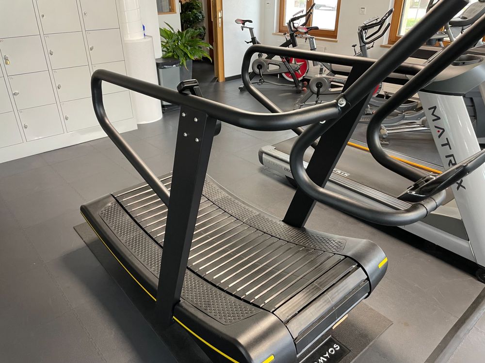 Tapis de course Crossfit Curved Runner (Gebraucht) in Boudry für CHF ...