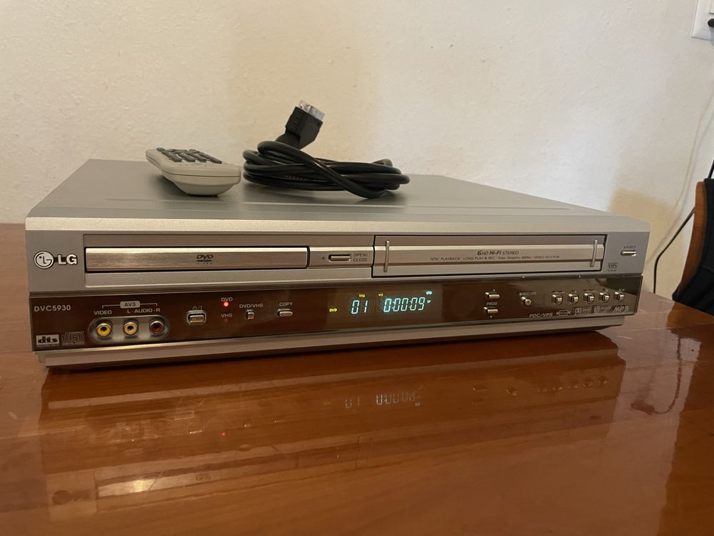 LG DVC5930 VHS / DVD KOMBINATION PLAYER (Gebraucht) in Zürich für CHF 120 – mit Lieferung auf ...
