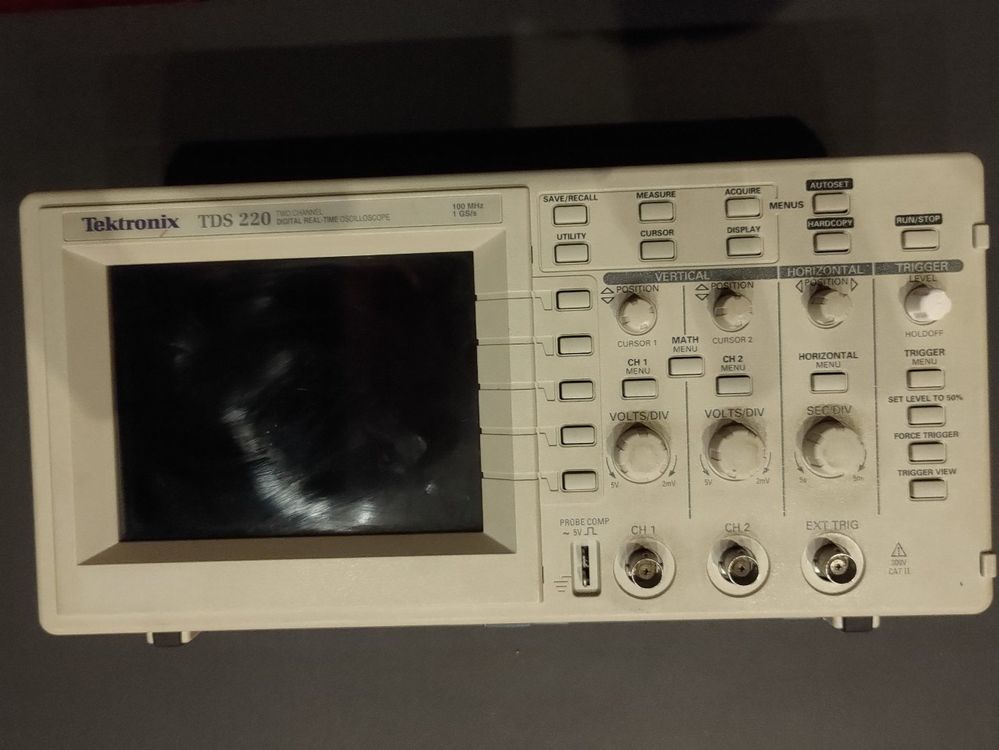 Oscilloscope Tektronix TDS 220 (Occasion) (Gebraucht) in Grimisuat für ...