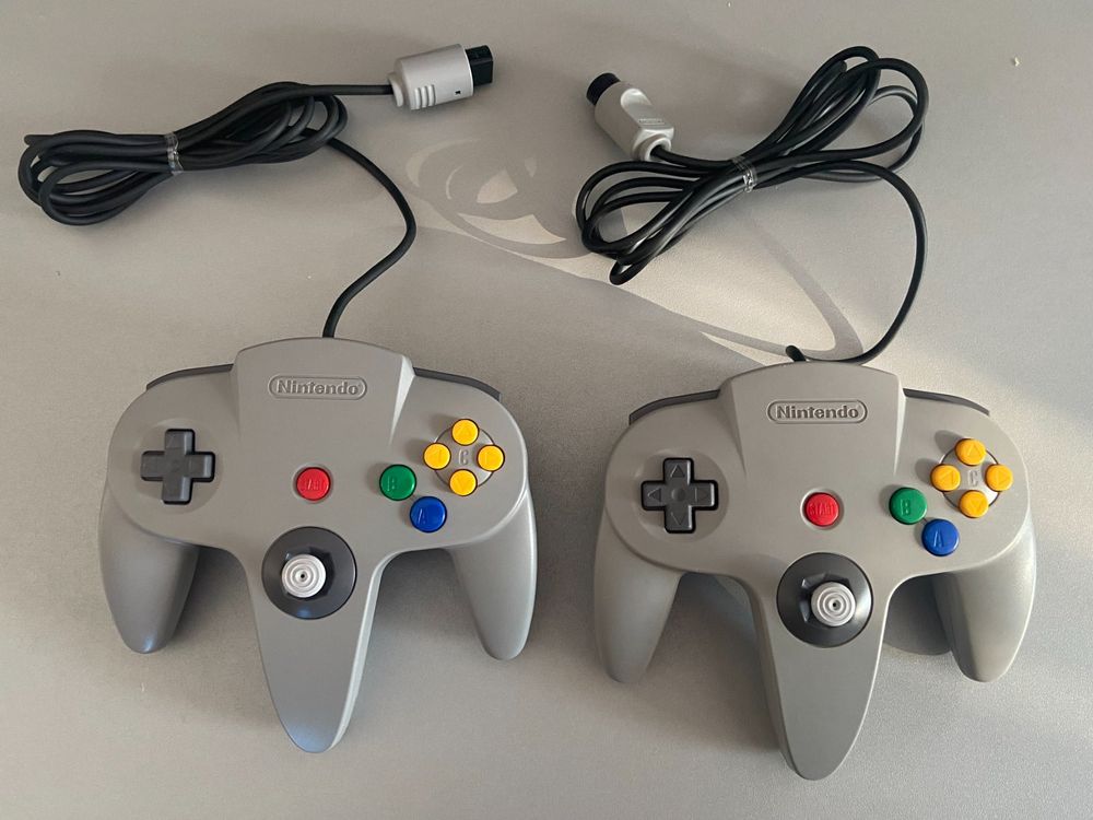 2 ORIGINAL NINTENDO 64 GAME PAD CONTROLLERS Good Condition! (Gebraucht ...