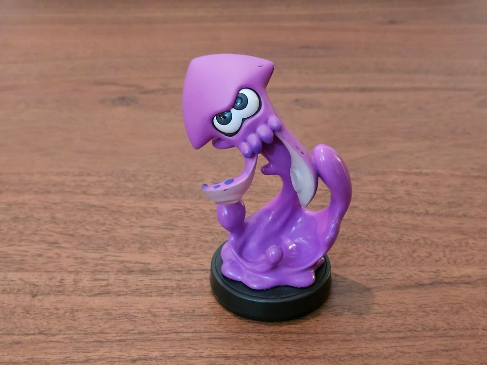 Splatoon 2 - Inkling Squid (Neon Purple) Amiibo / Wie Neu | Kaufen auf Ricardo