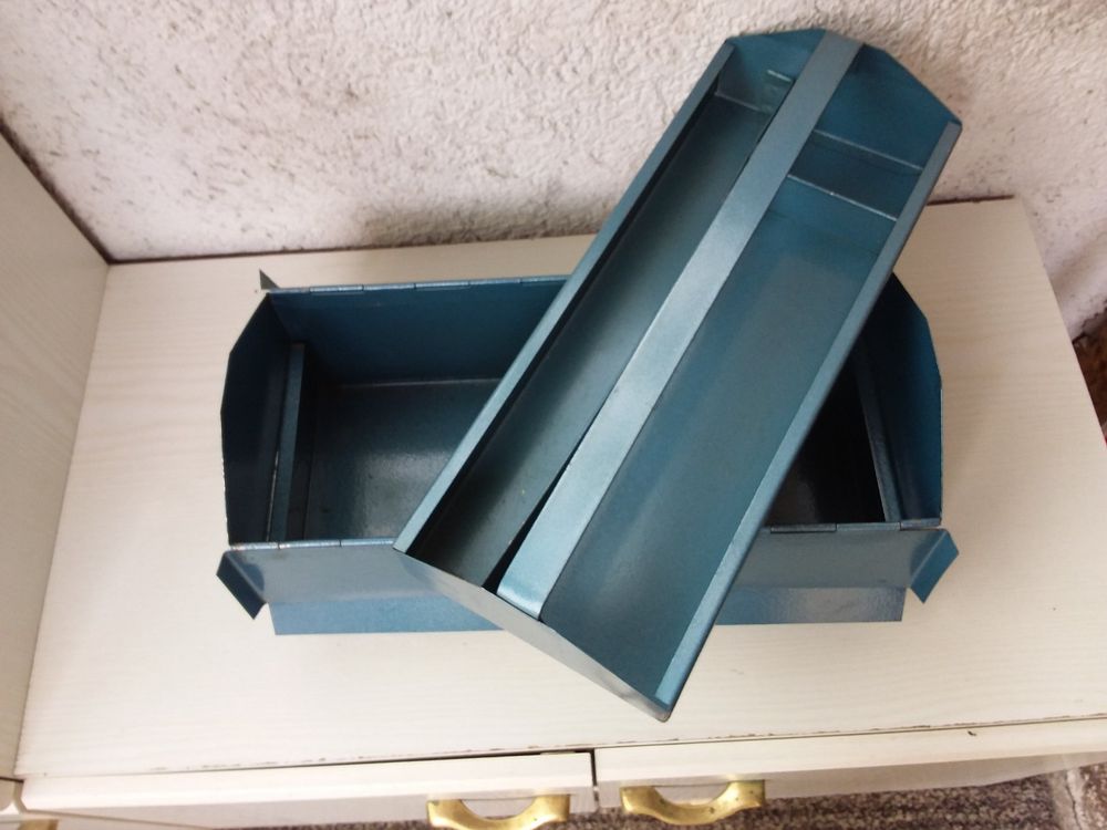 Stahlkiste Werkzeugkiste blau Retro-Look 🌻 Gut erhalten ... (Gebraucht ...