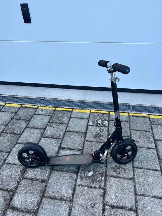 Micro Scooter (Kickboard) schwarz (Gebraucht) in Altenrhein für CHF 34 – nur Abholung auf ...