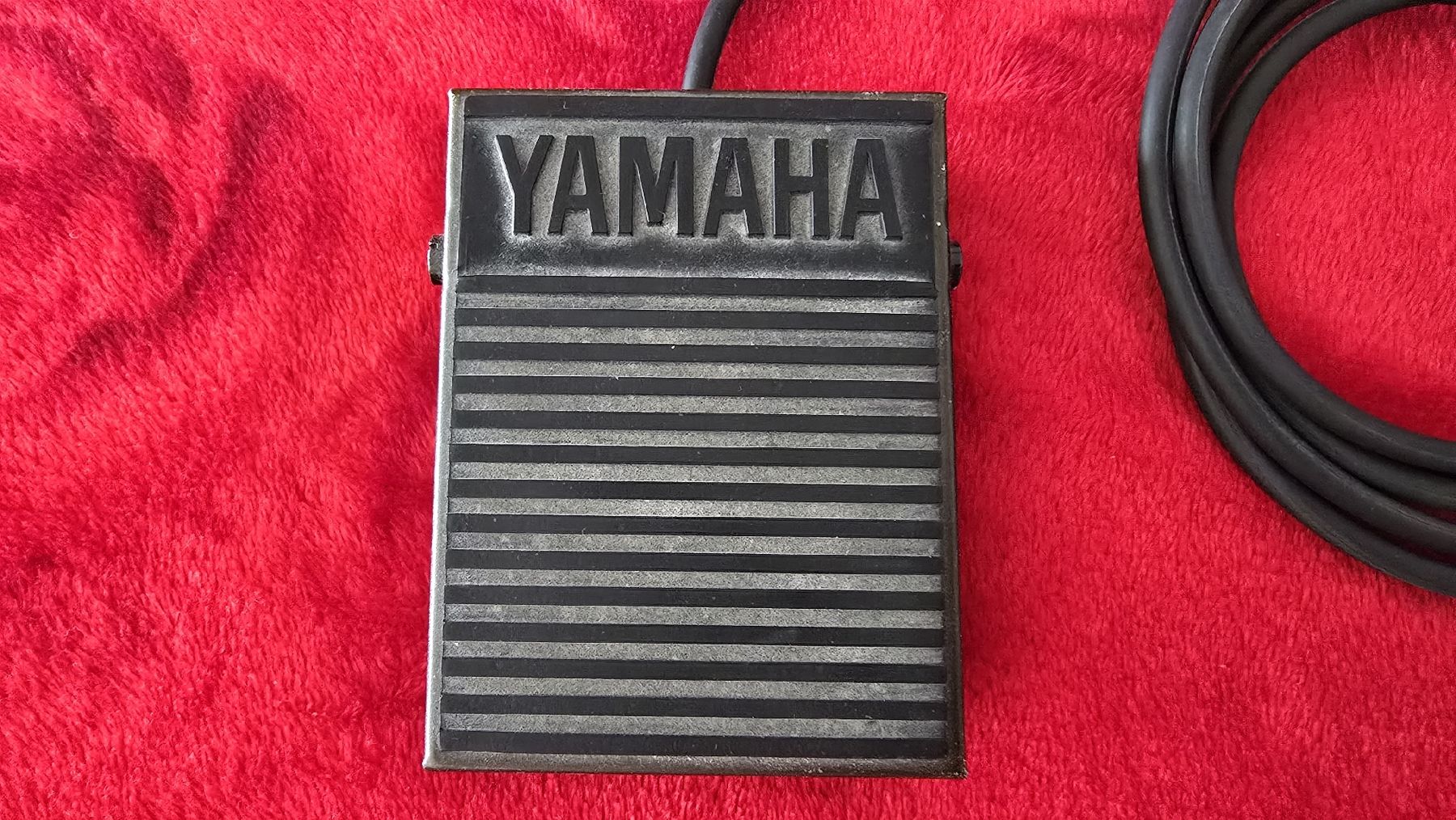 YAMAHA Fußschalter Switch INVERTED (Gebraucht) in Weinfelden für CHF 10 ...